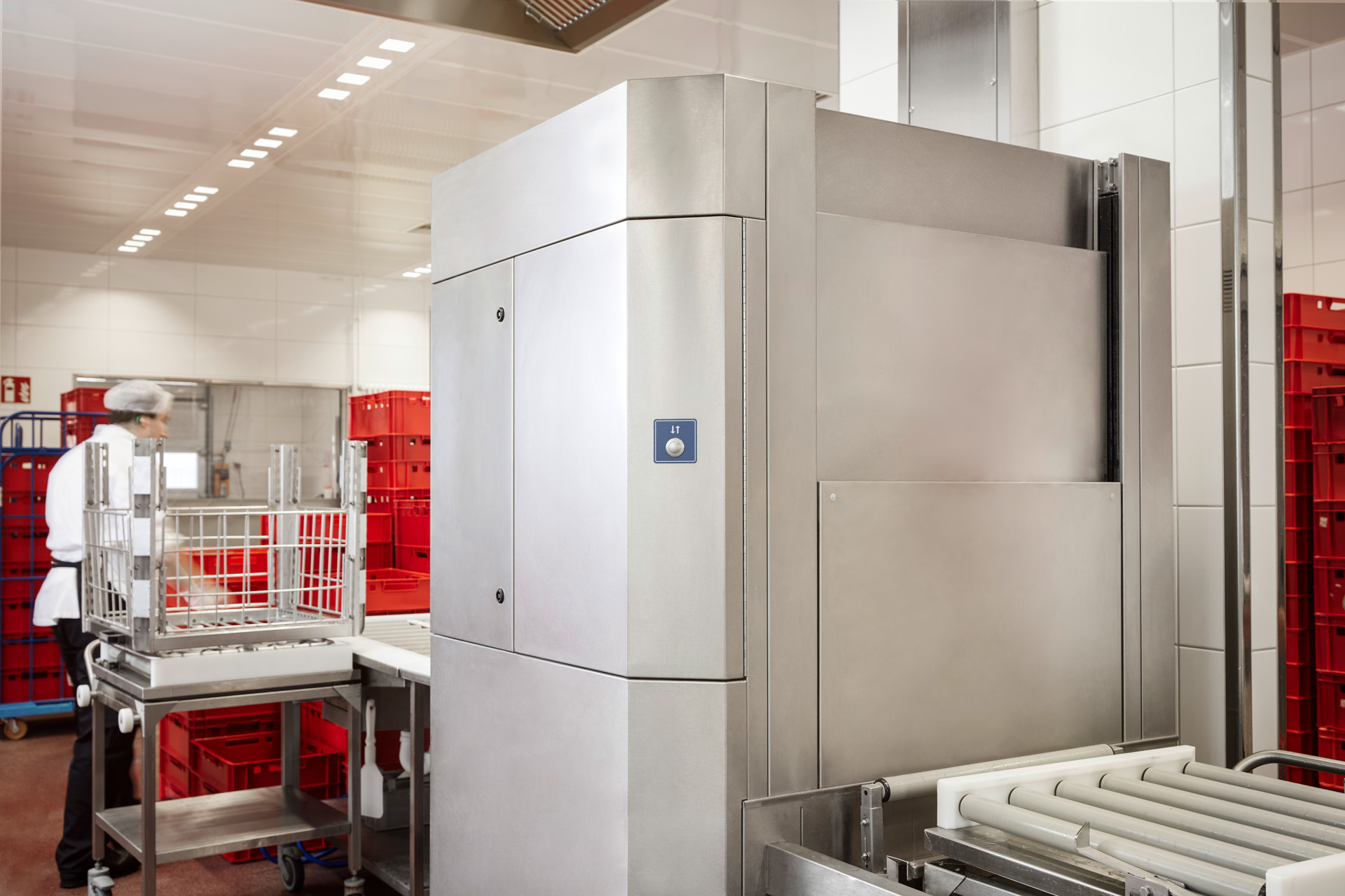 Sozialunternehmen schätzt zuverlässige und kompakte RHIMA-Spültechnik